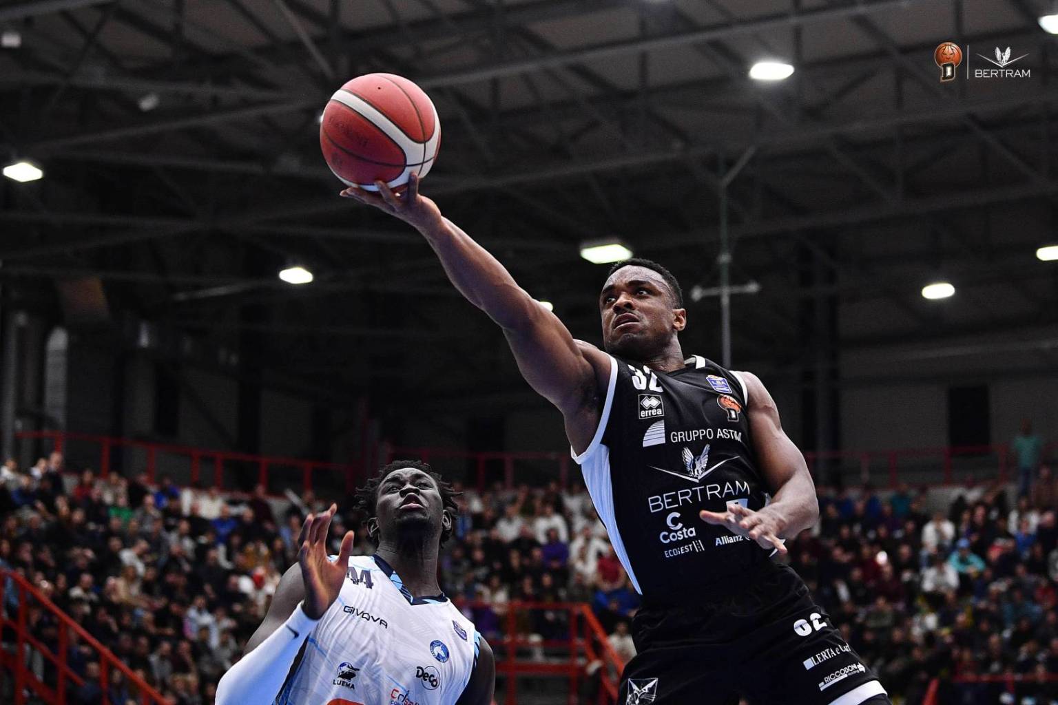 La Bertram battuta in volata da Napoli - Derthona Basket